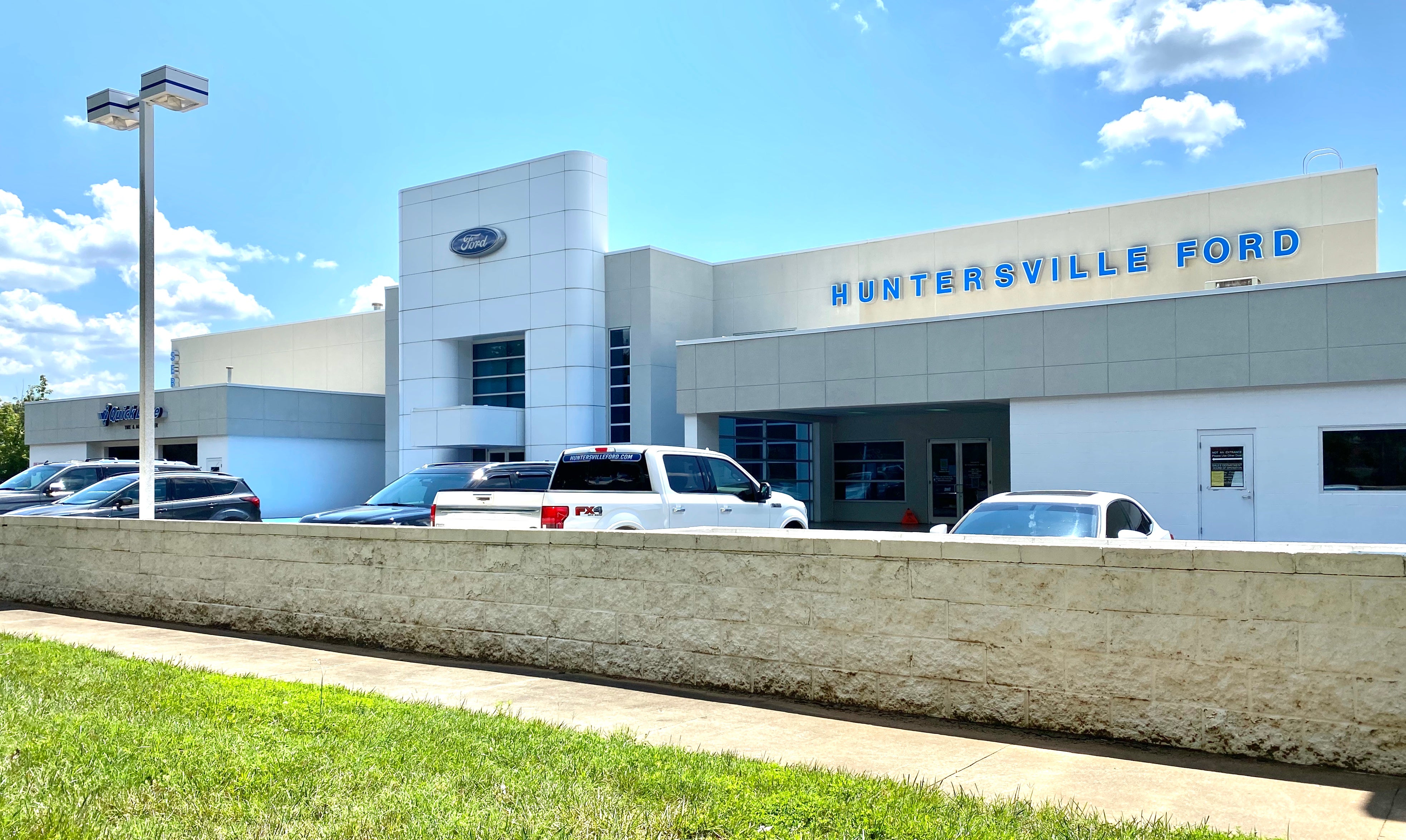 About Huntersville Ford - Huntersville Ford